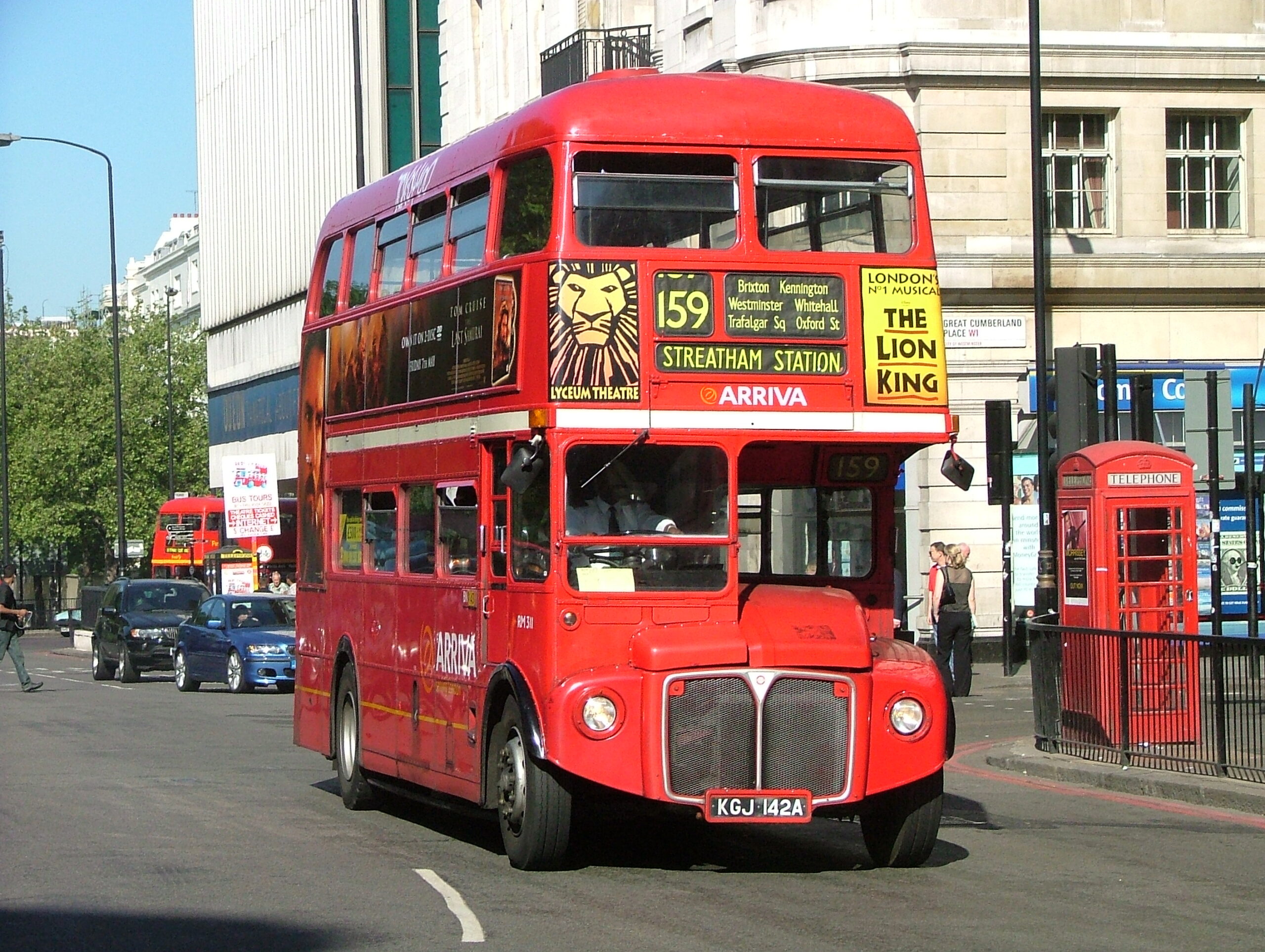Marble Arch 190504 (22) CF – London Bus Museum