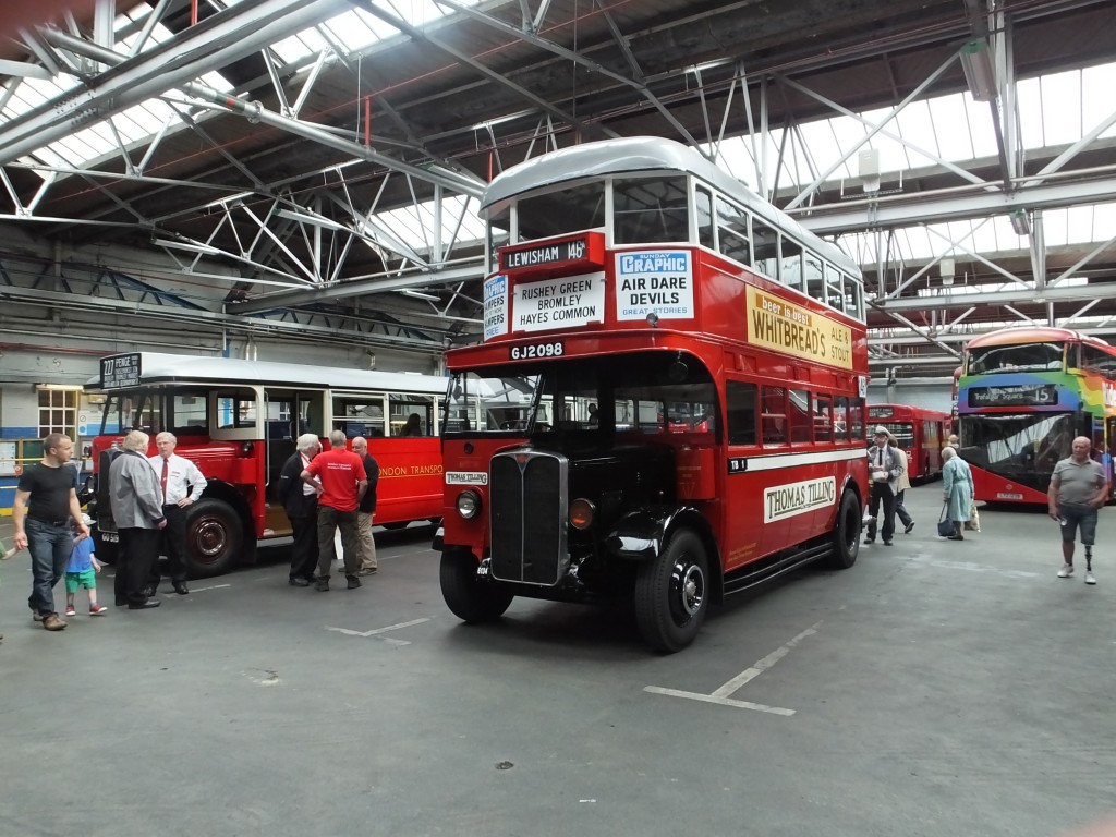 1930 AEC Regent I bus - ST922 - London Bus Museum