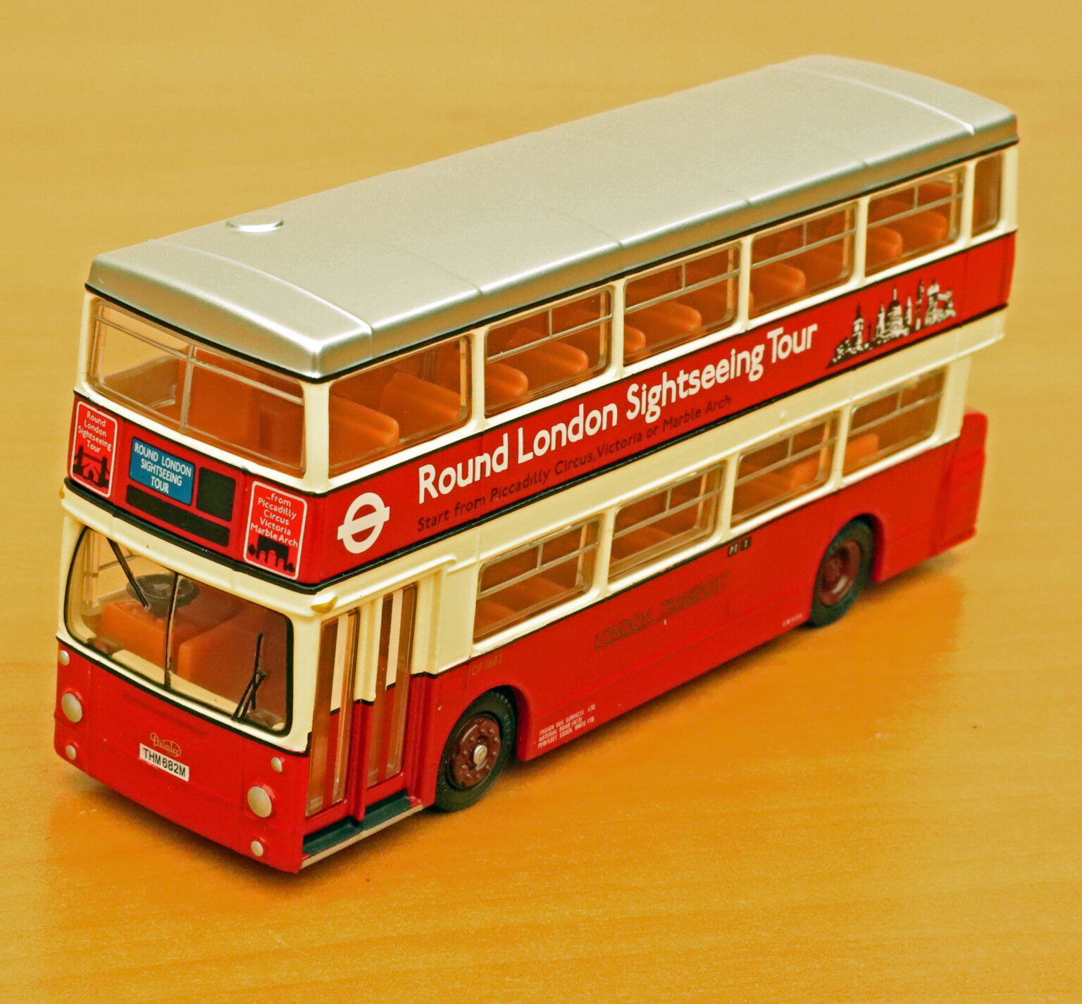 bus-model-28003-round-london-sightseeing-tour-dms1682-df1682-1-76