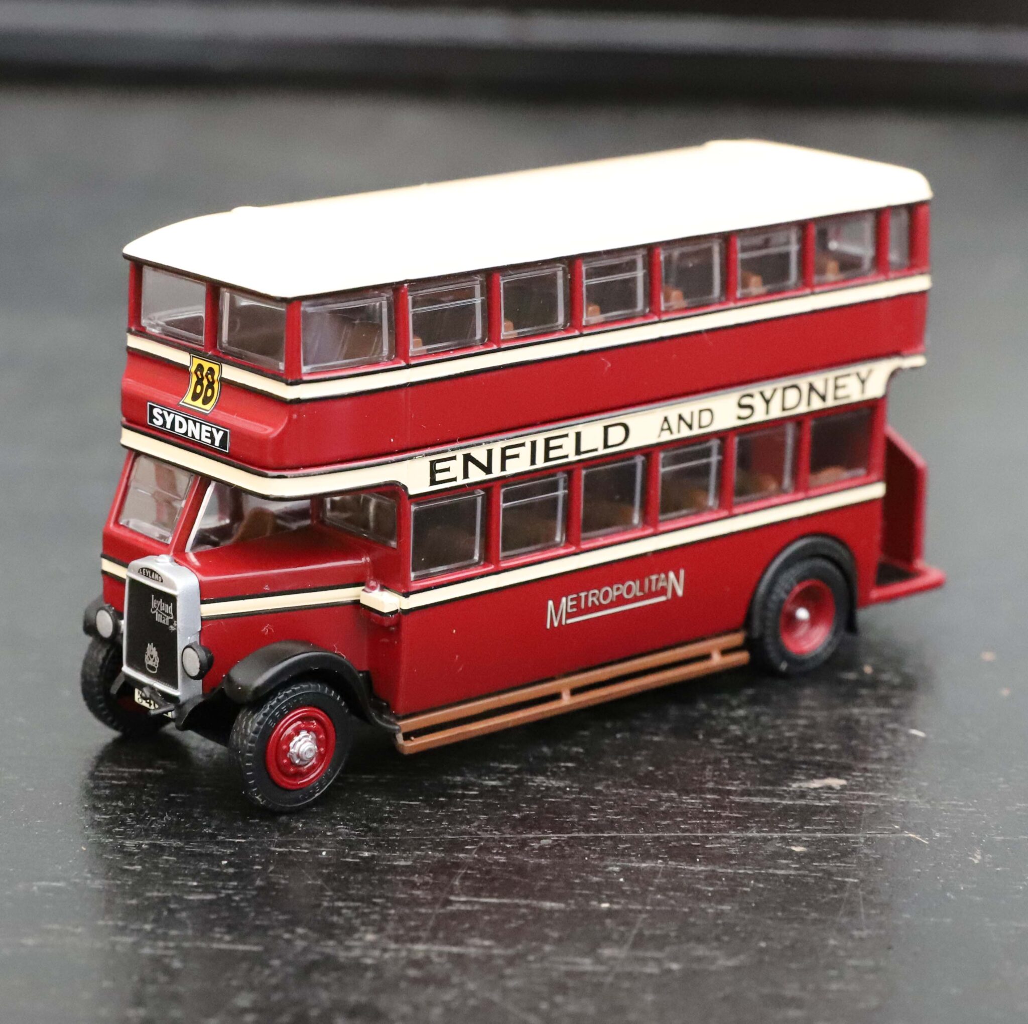RF25 limited-edition model – London Bus Museum