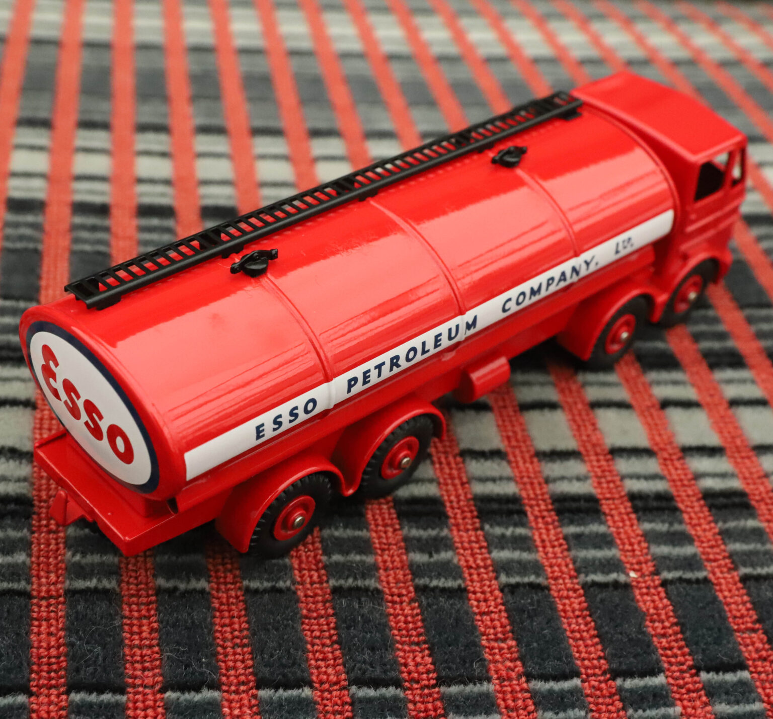 TANKER SUB – London Bus Museum